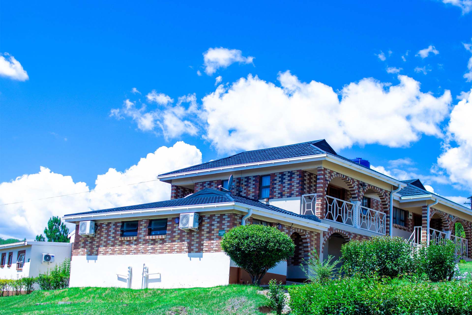 Ka Pitseng Guest House - Visit Lesotho